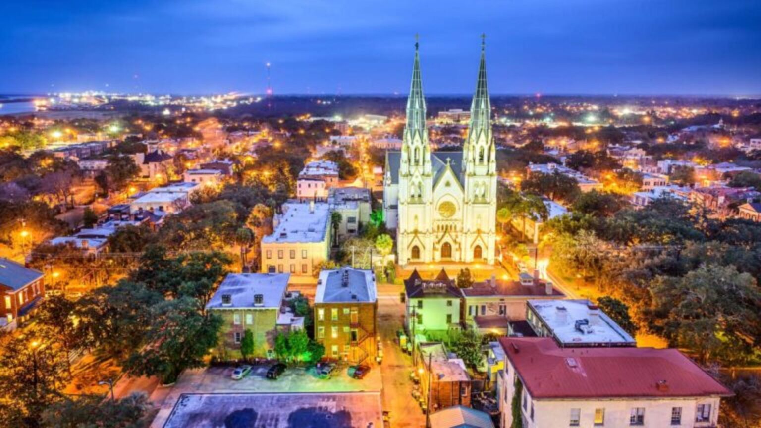 Savannah Georgia in October: Festivals, Weather & Tips - MakeSavannah
